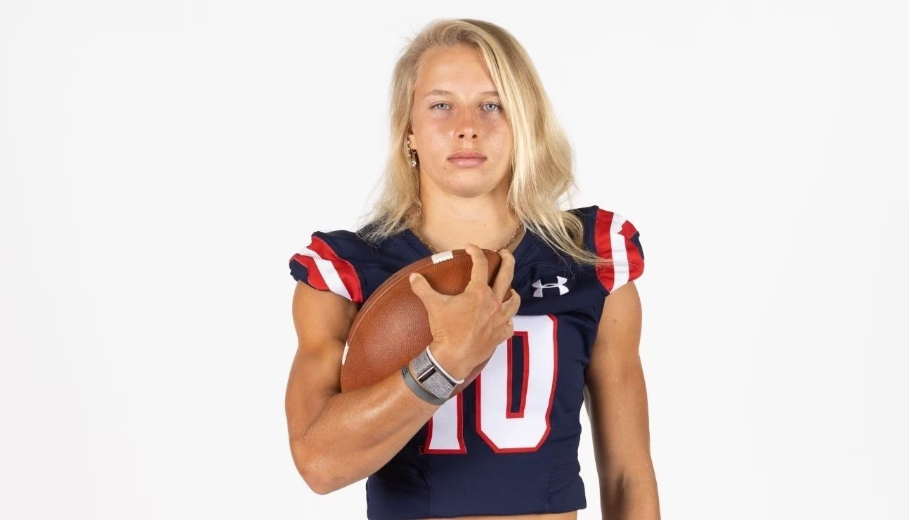 Haley Van Voorhis became the first female non-kicker to play in an NCAA ...